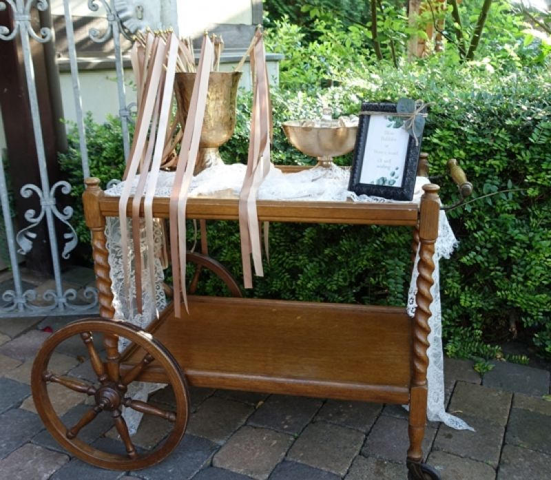 Candy Bar oder Whiskey Bar Wagen zum Mieten für Hochzeiten und Events ...